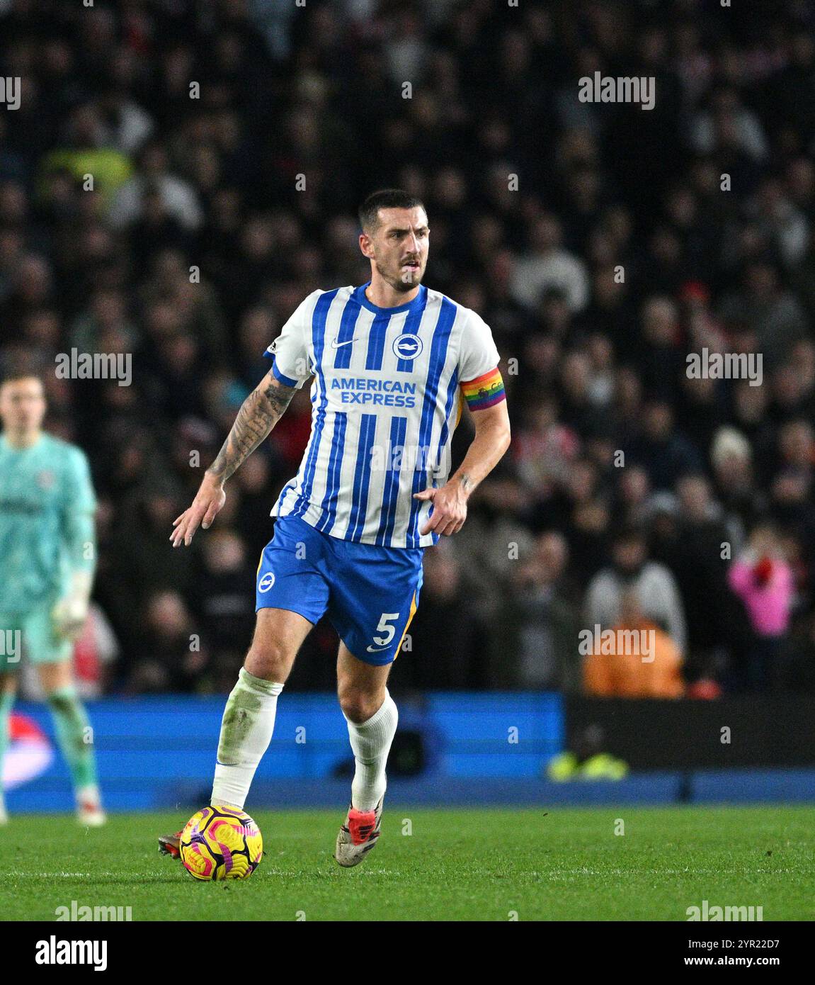 Brighton footballer lewis dunk hi-res stock photography and images - Alamy