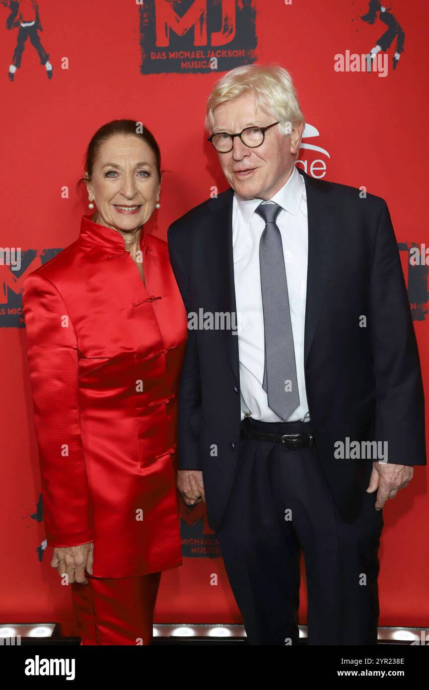 Daniela Ziegler und Hans-Jörg Frey bei der Premiere des Musicals MJ ...