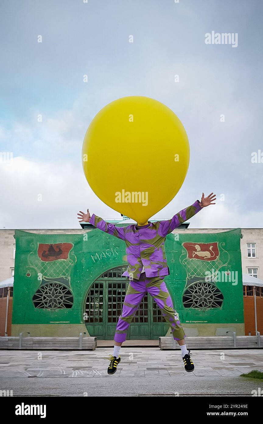 London, UK. 2nd December 2024. The Revel Pucks Circus Winter Festival ...