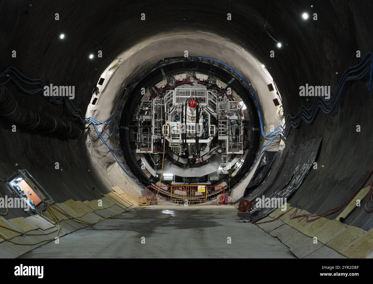 The upline tunnel, where tunnel boring machine Madeleine is ensconced ...