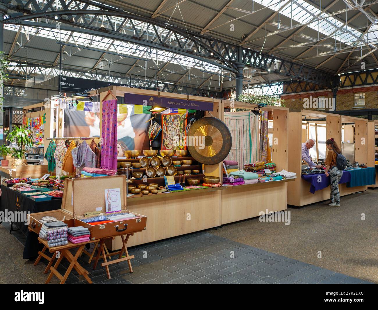 Stalls in Spitalfields Market, London, UK Stock Photo - Alamy