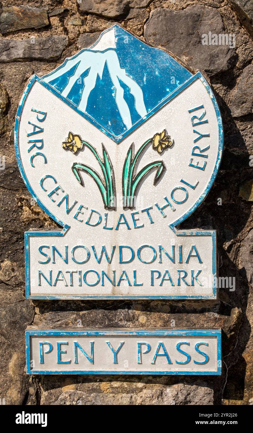 UK, Wales, Gwynedd, Snowdonia, Llanberis Pass, Pen y Pass, National ...