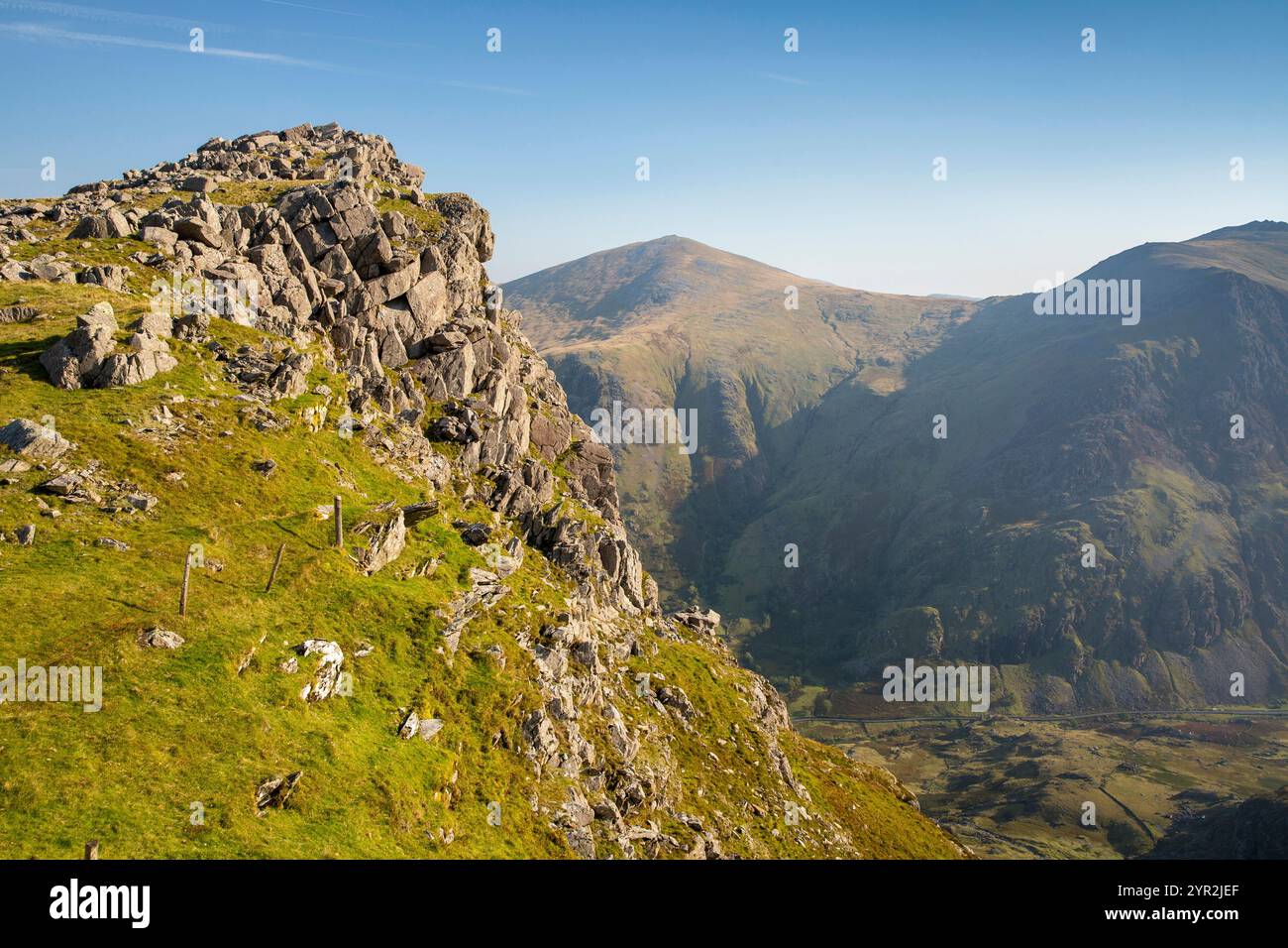 UK, Wales, Gwynedd, Snowdonia, Llanberis, Snowdon Mountain Railway ...