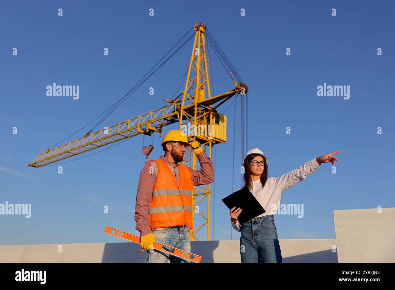 Professional building career engineer hi-res stock photography and ...