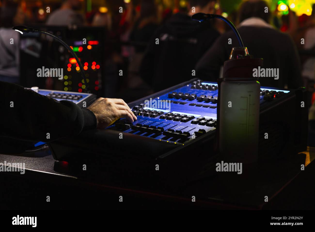 Sound engineer concert hi-res stock photography and images - Alamy