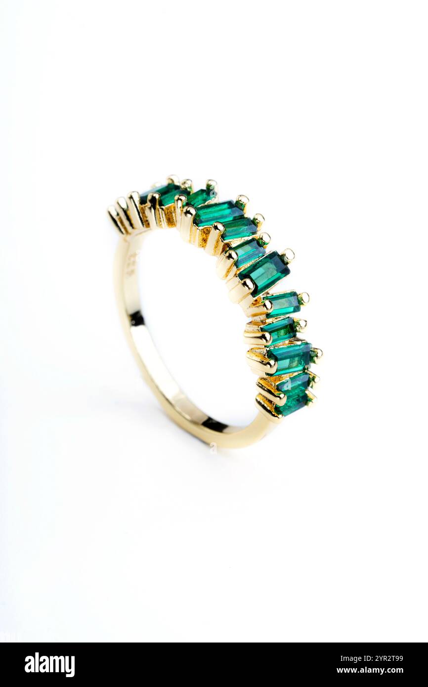 Bold green accents hi-res stock photography and images - Alamy