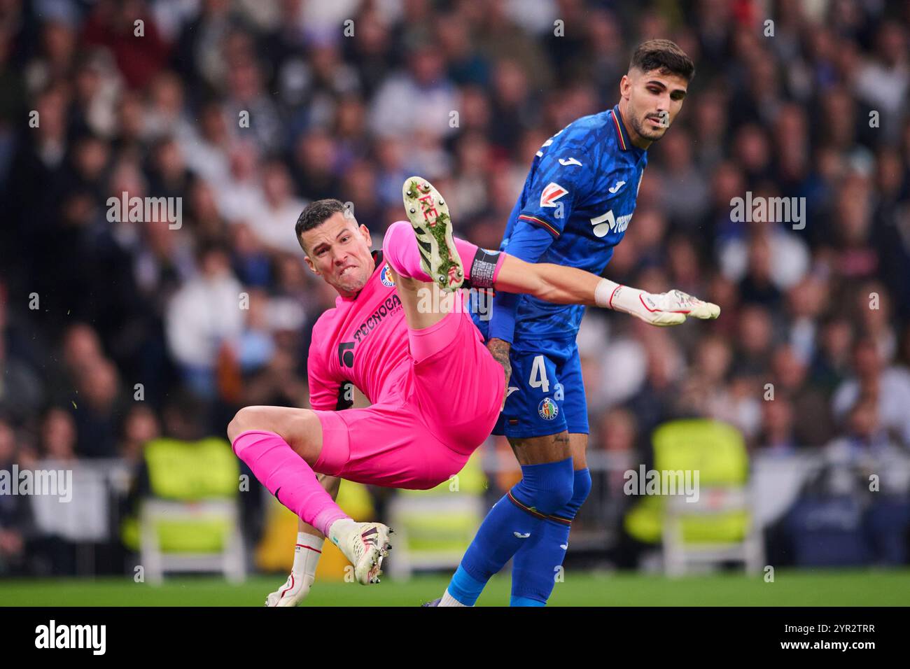 MADRID, SPAIN - DECEMBER 1: David Soria Goalkeeper of Getafe CF in ...