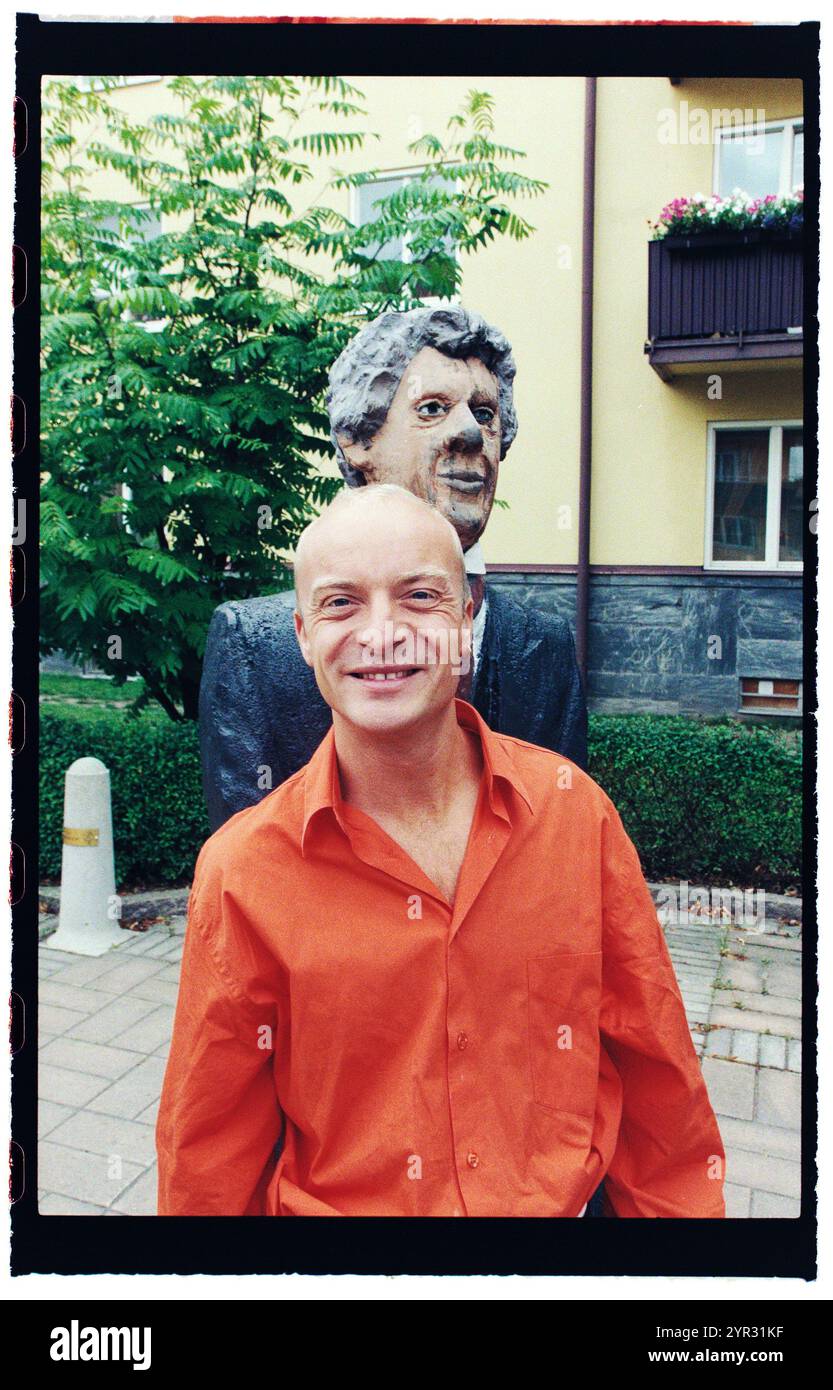 Jonas Gardell receives the 1996 Tage Danielsson Prize, Linköping ...