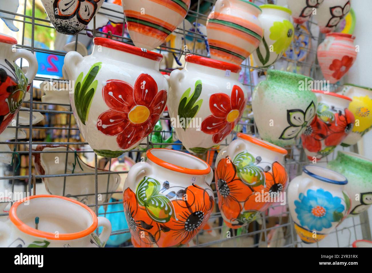 Painted ceramic pots spain hi-res stock photography and images - Alamy