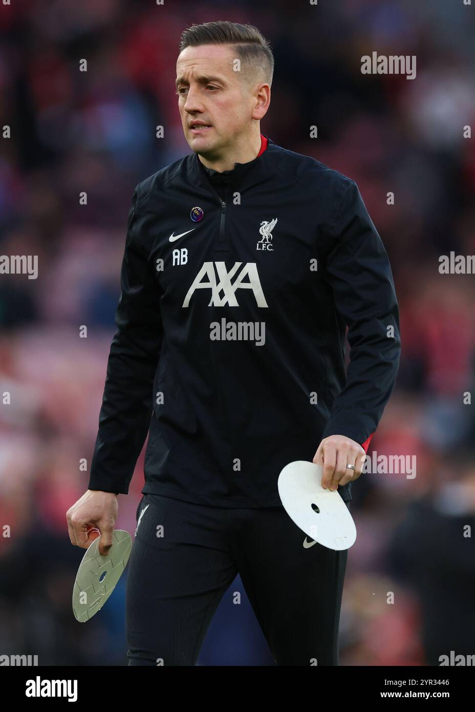 Team individual hi-res stock photography and images - Alamy
