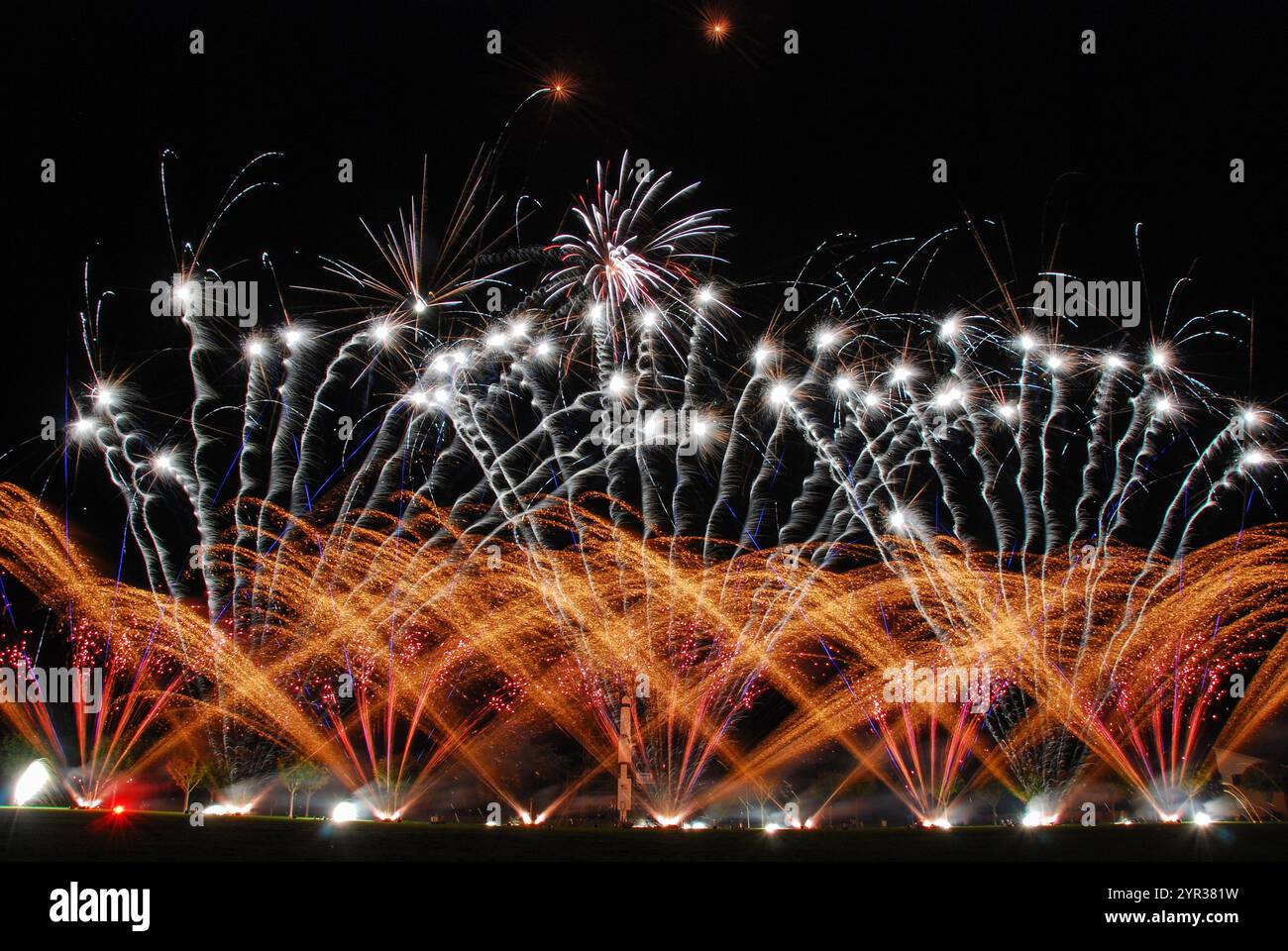 Spectacular Fireworks Southport British Musical Fireworks Championships ...