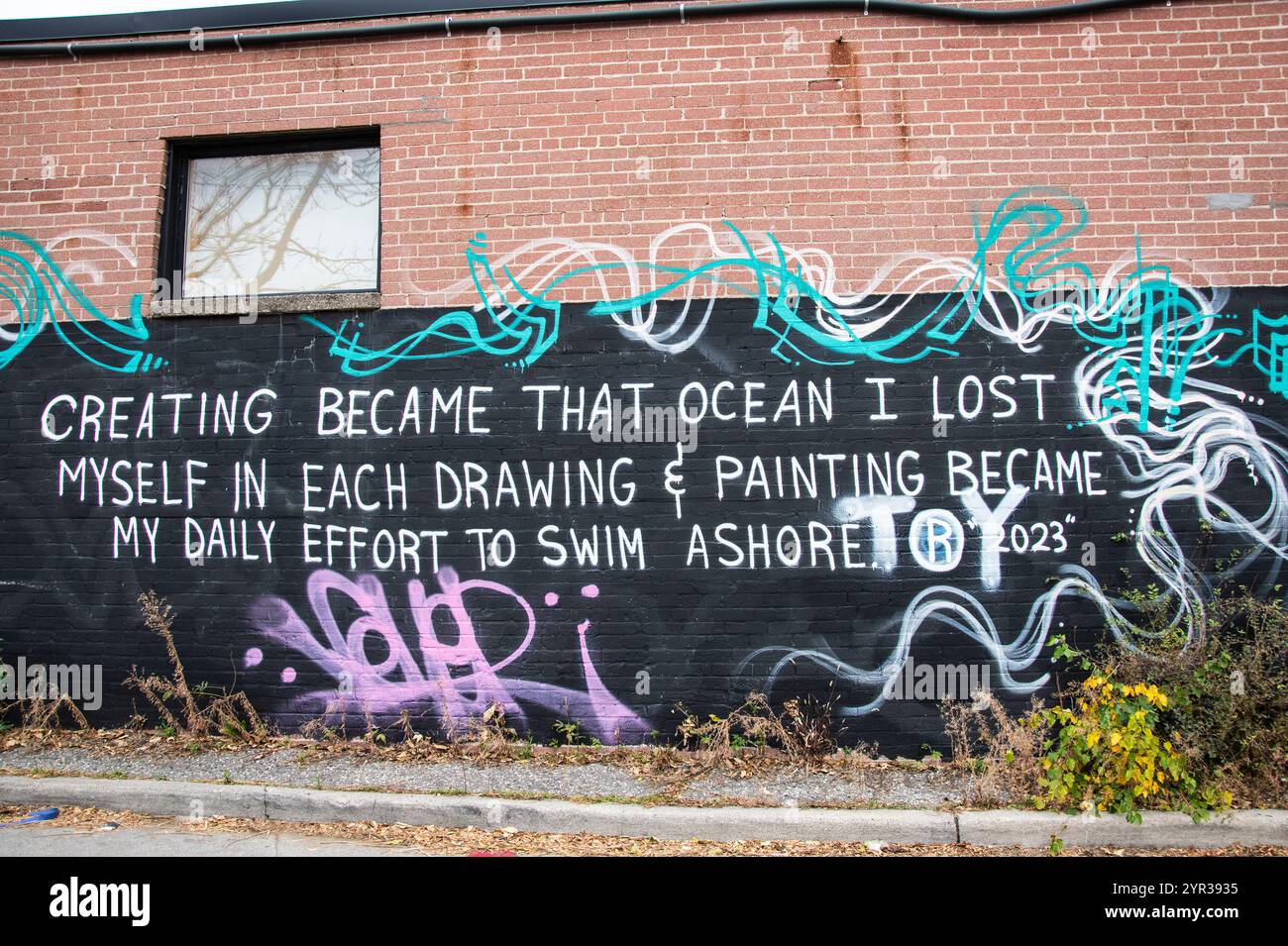 Street mural black and white hi-res stock photography and images - Alamy