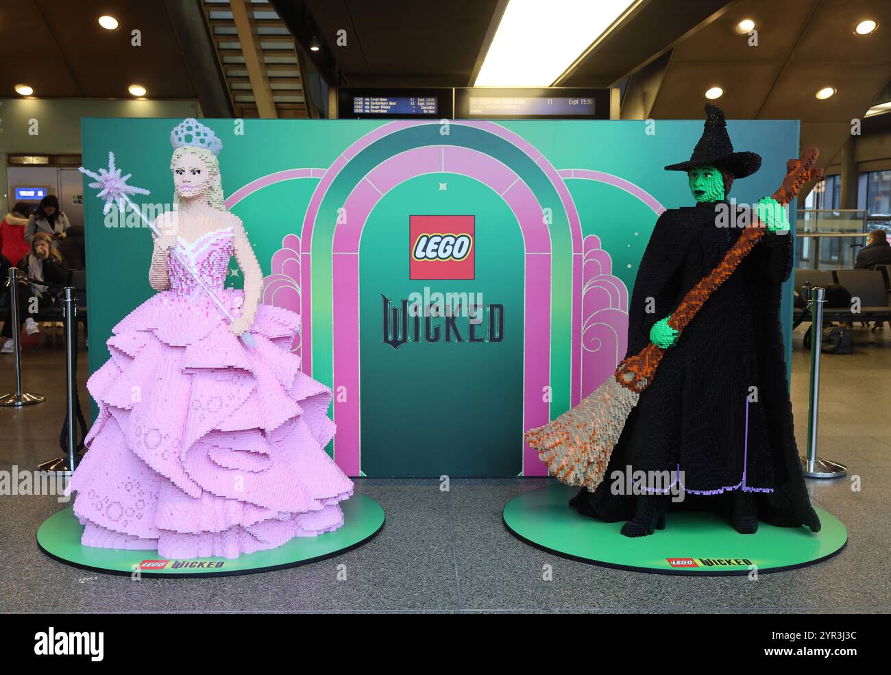 Lego models of the two characters from the new movie Wicked, Elphaba ...