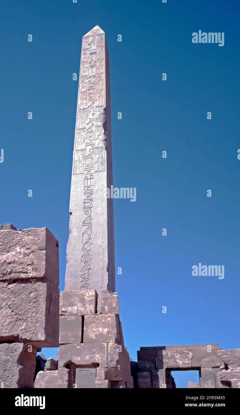 Obelisk of Hatshepsut, temple of Amun-Re, Karnak Temple Complex, Luxor ...
