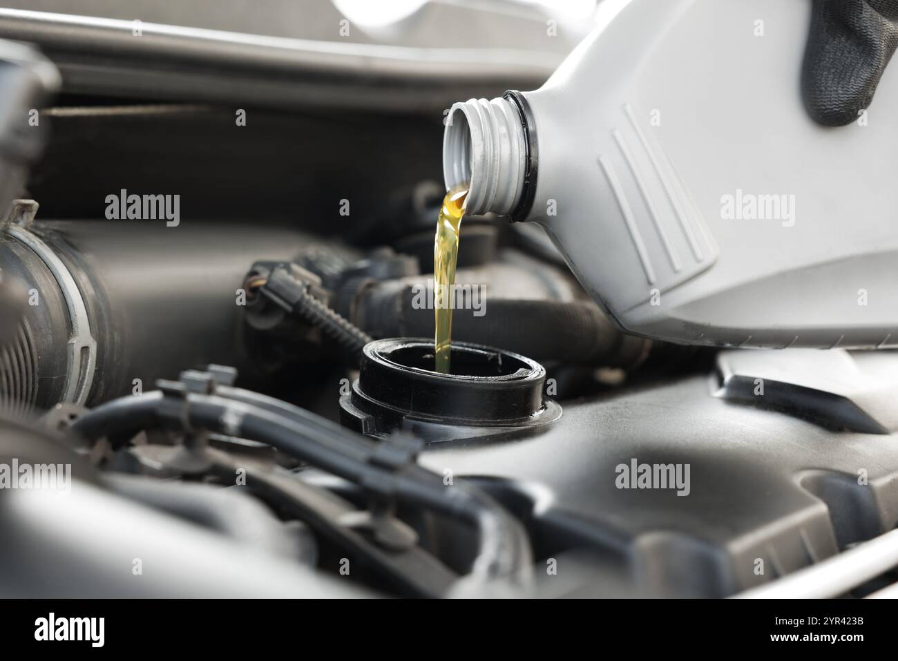 Oil car engine hi-res stock photography and images - Alamy