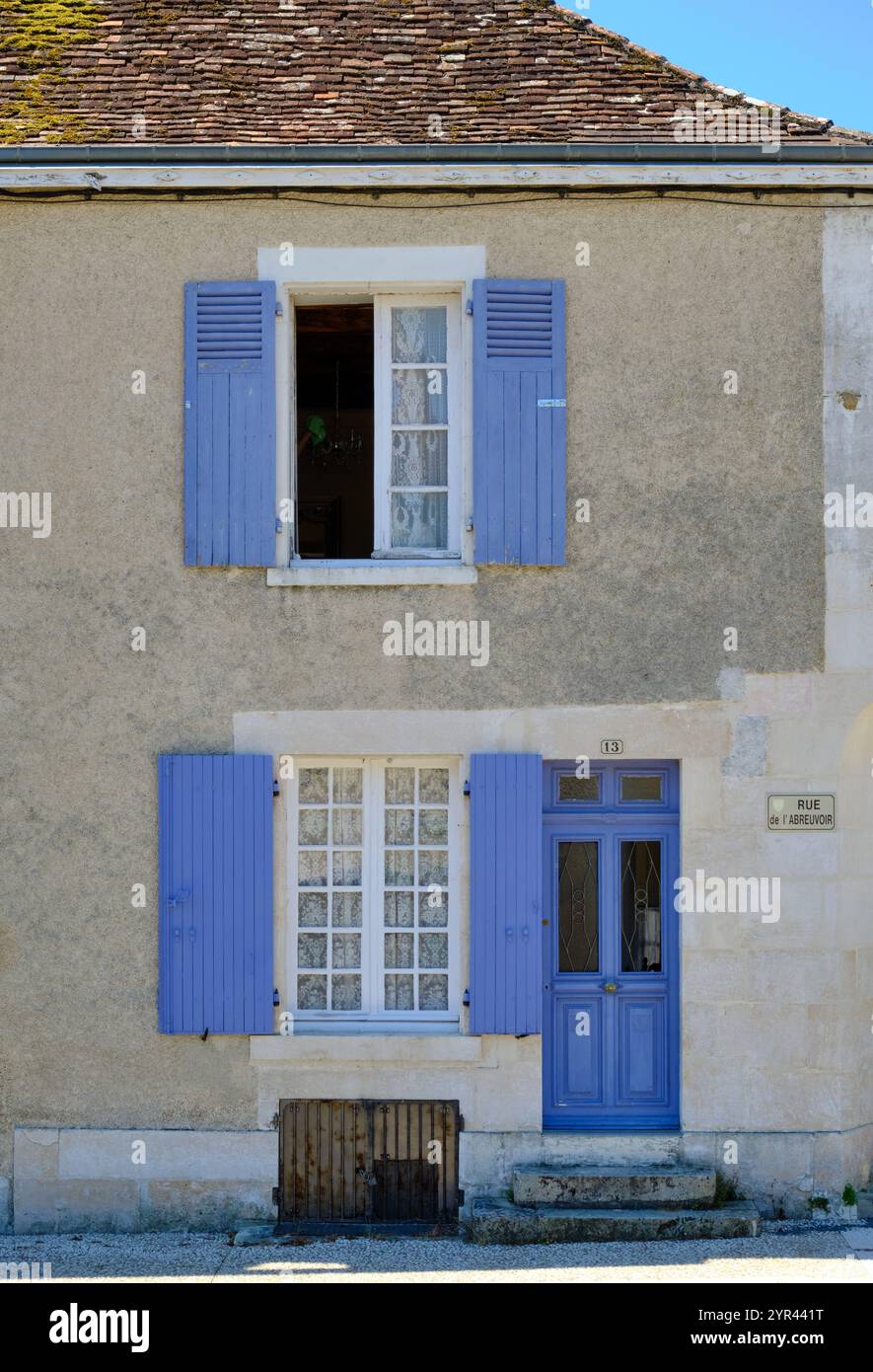 Saint savin buildings hi-res stock photography and images - Alamy