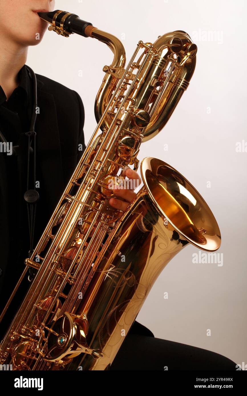 Saxophone hi-res stock photography and images - Alamy