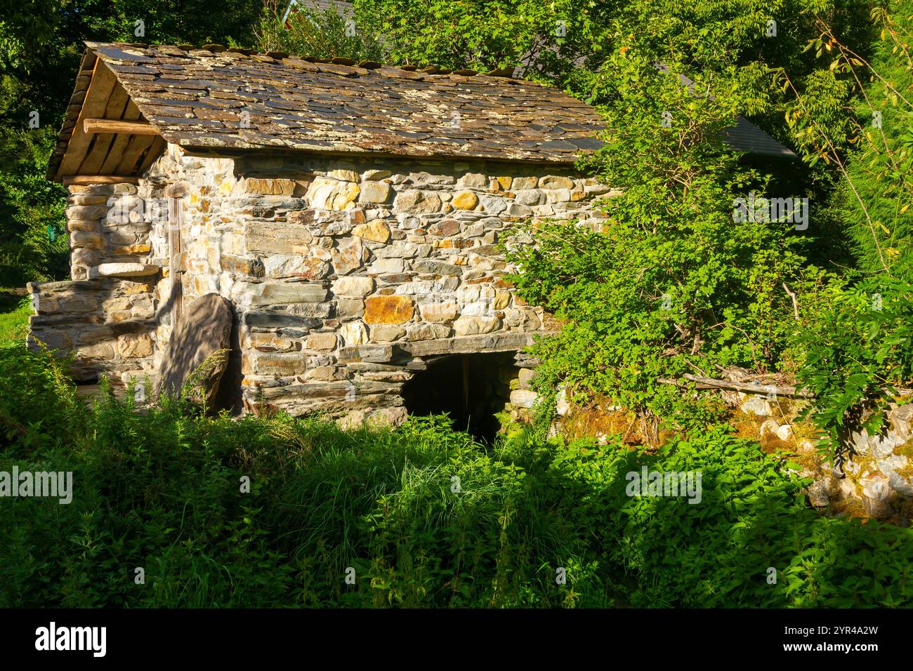 Quiet tranquil peaceful historic landscape hi-res stock photography and ...