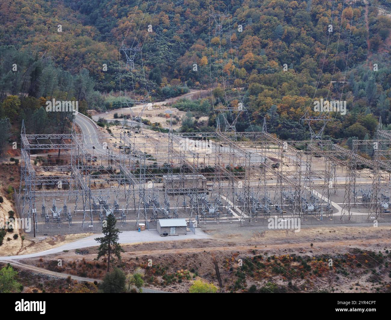 Shasta dam hi-res stock photography and images - Alamy