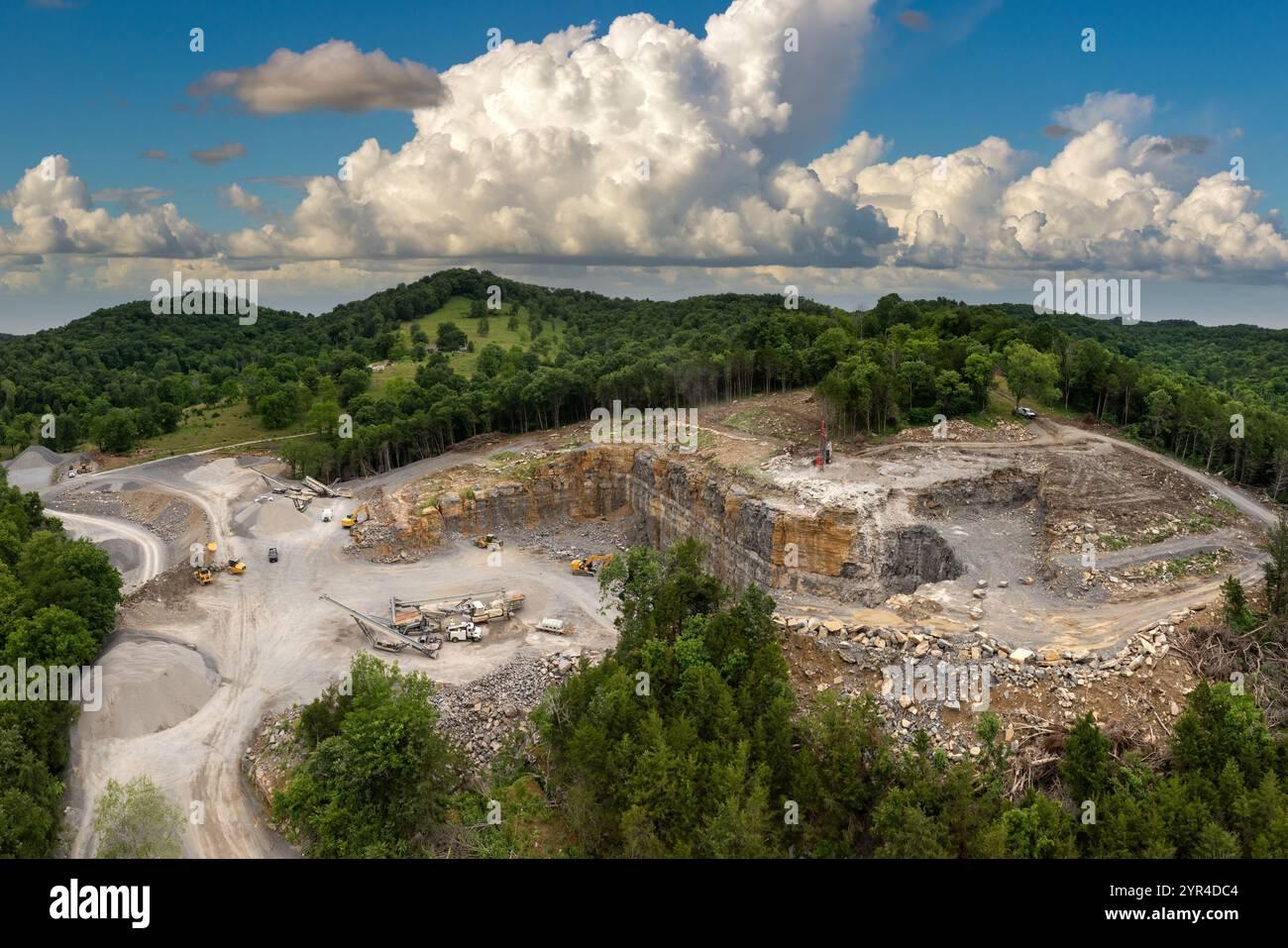 Sand open-pit mining quarry with processing plant for crushed stone ...