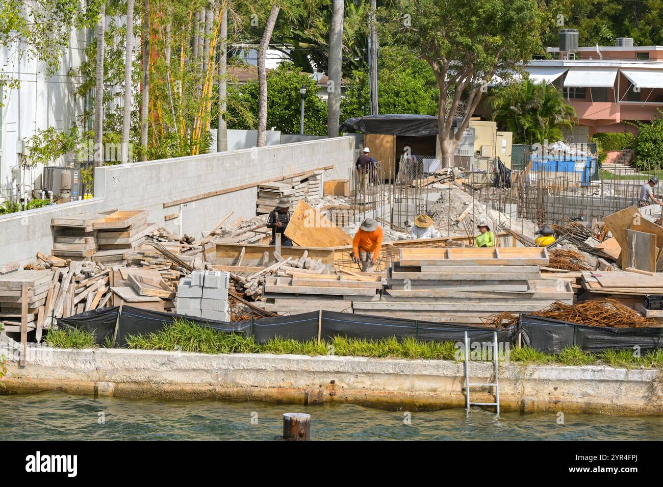 2023 construction workers hi-res stock photography and images - Alamy