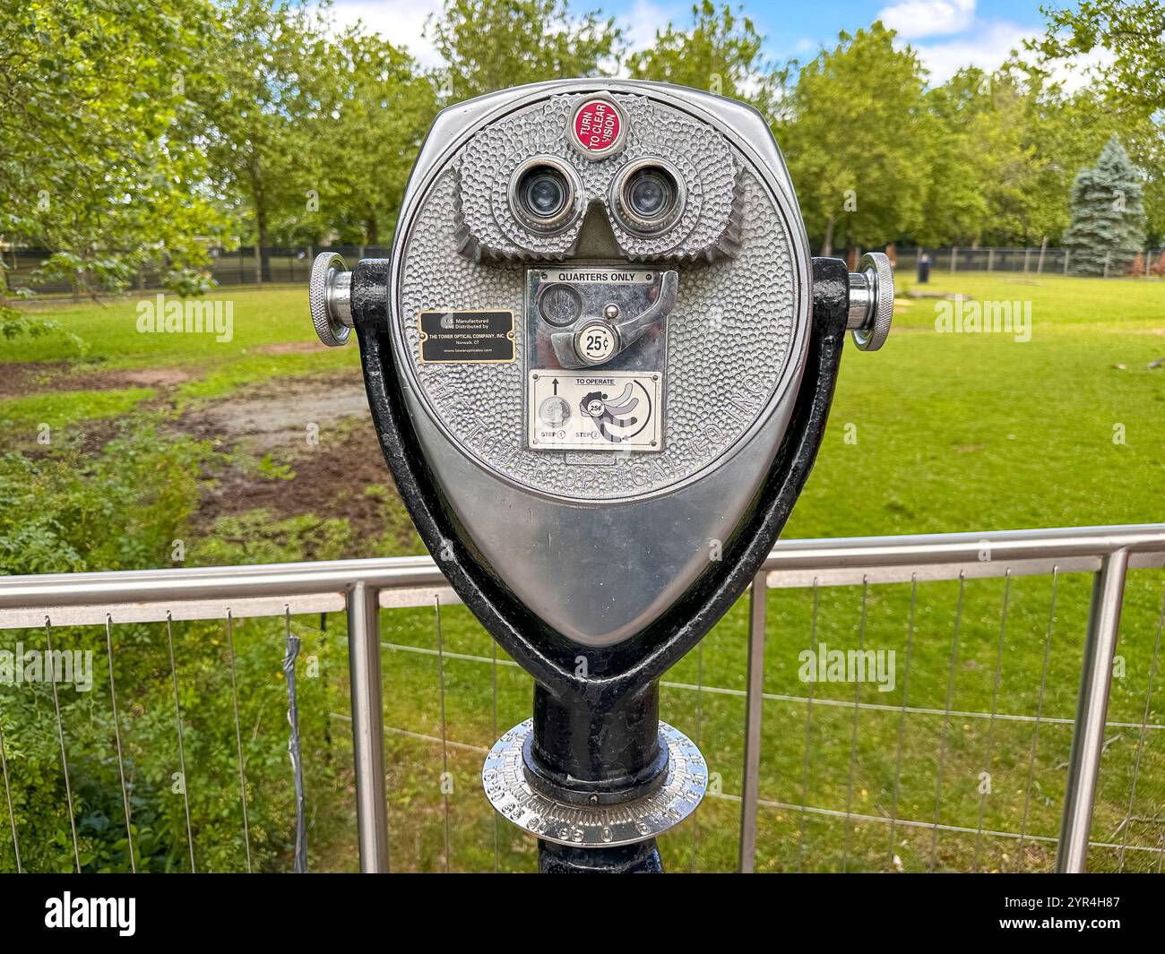A sightseeing viewfinder at zoo to look at animals, New Jersey, USA ...