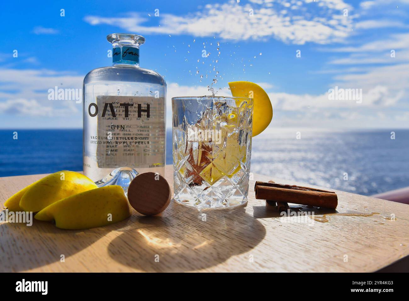 30.10.2022 xjrdrx, Wirtschaft Einzelhandel, emwir, v.l. Oath Gin ...