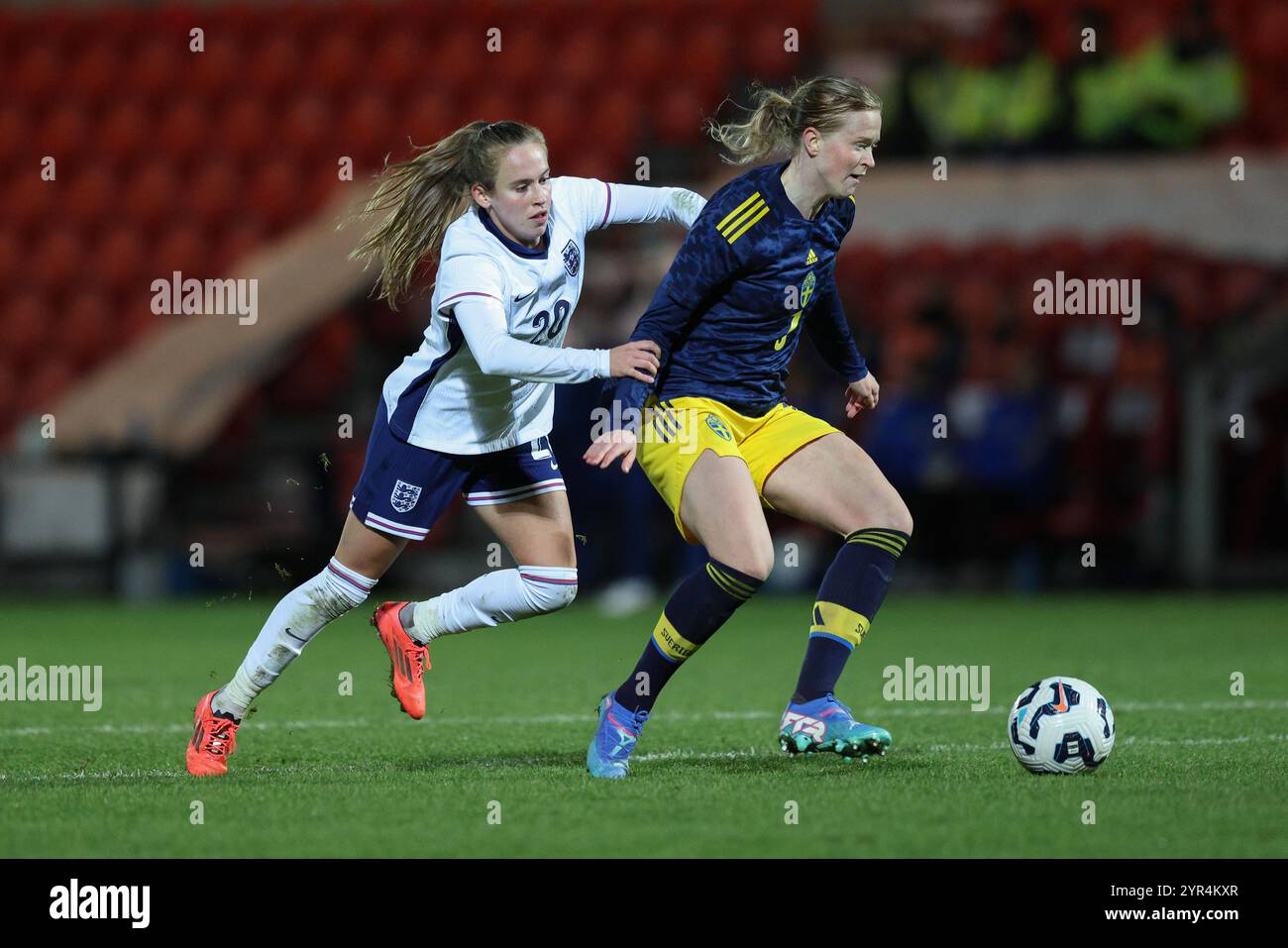 Sarah denton hi-res stock photography and images - Alamy