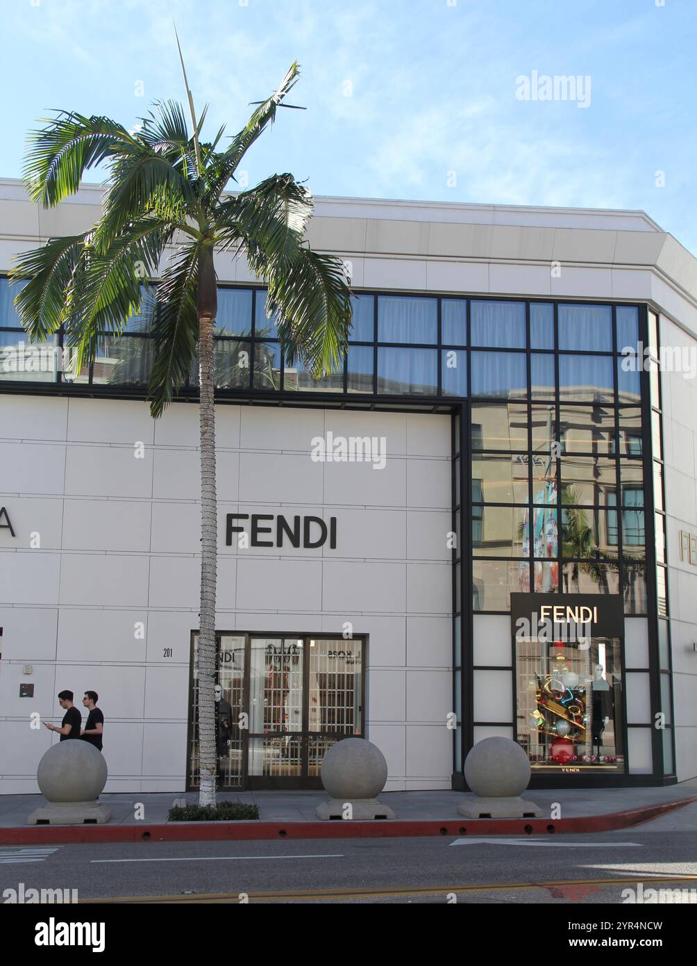 Couture fendi hi-res stock photography and images - Alamy