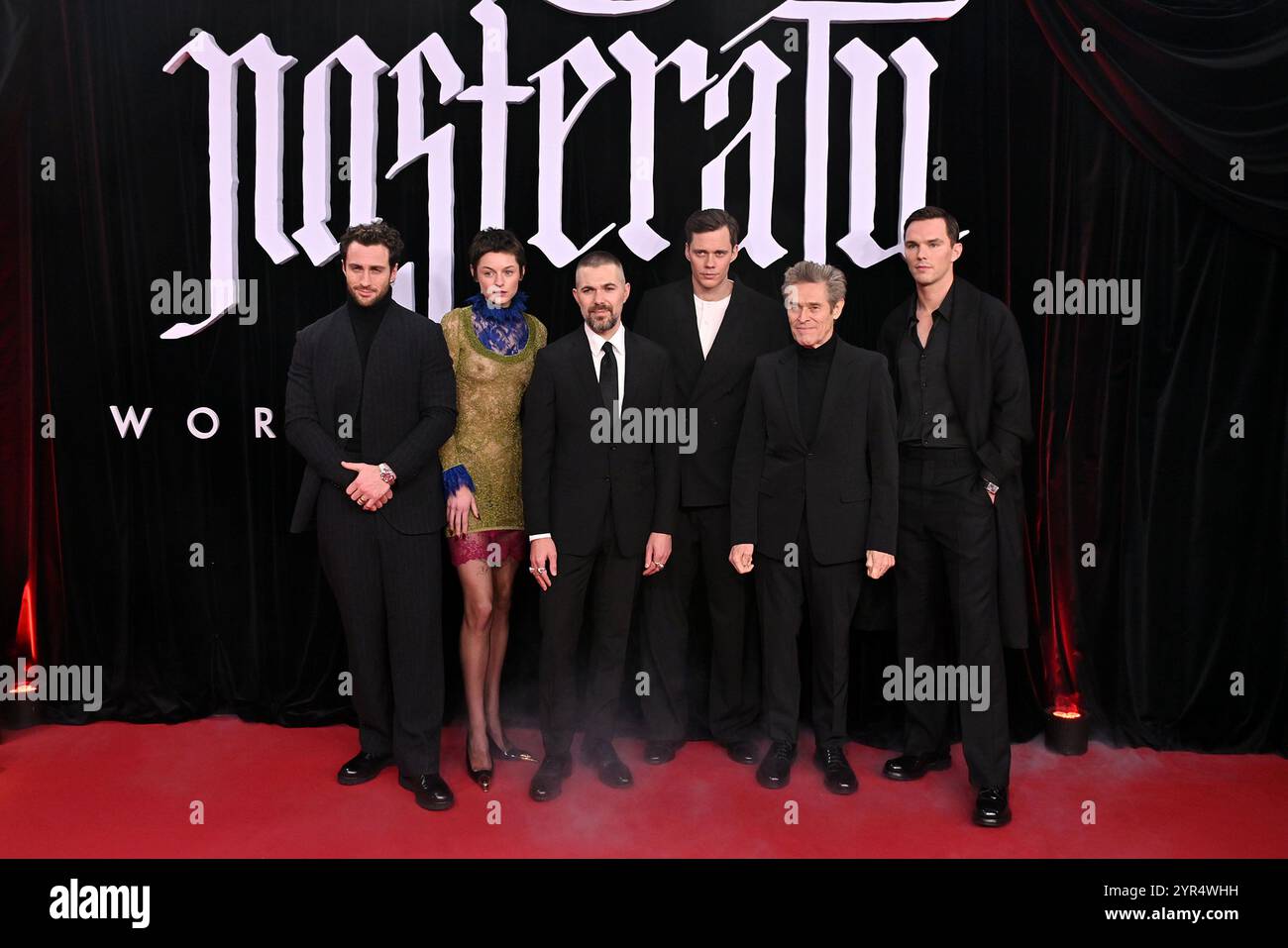 Aaron Taylor-Johnson, Emma Corrin, Regisseur Robert Eggers, Bill ...