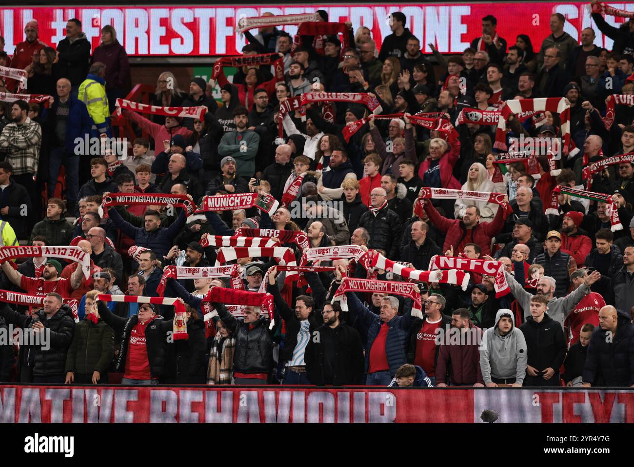 Nottingham Forest Fans - Nottingham Forest v Ipswich Town, Premier ...