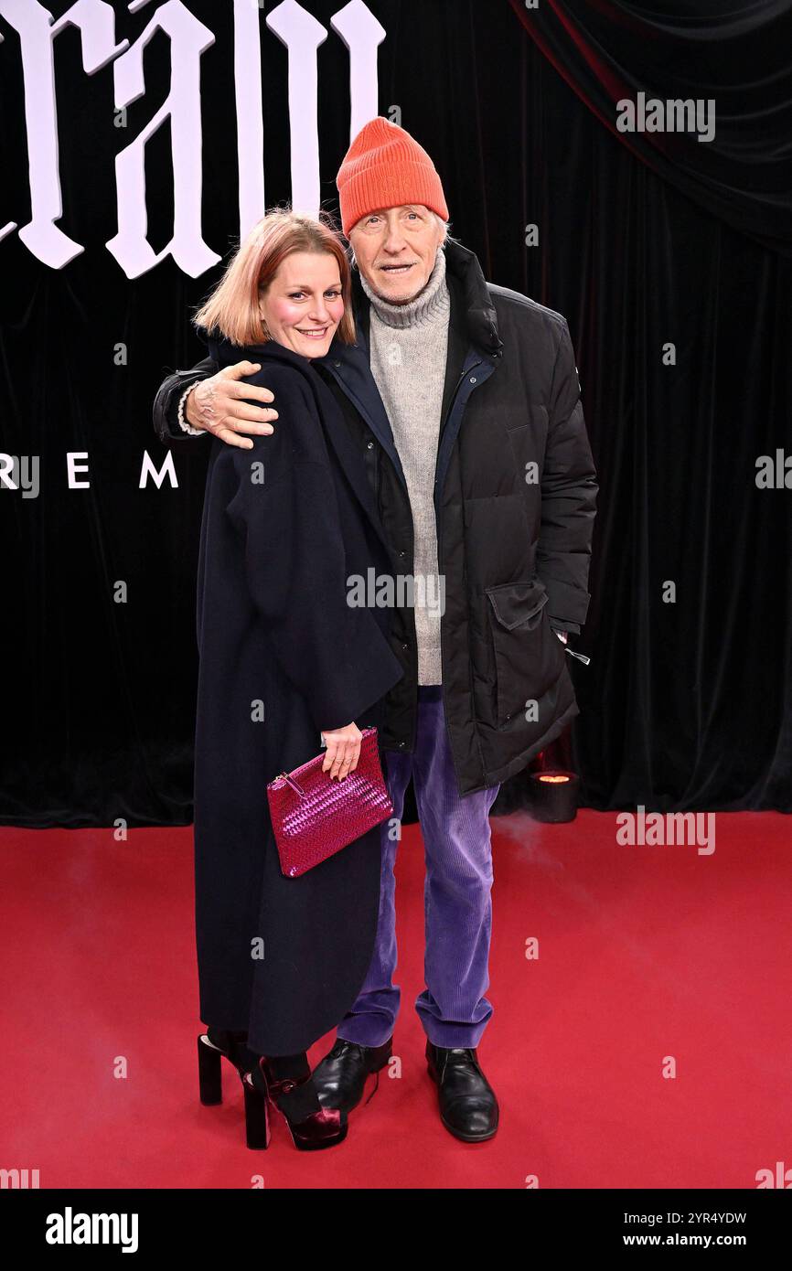 Anja und Reiner Schoene bei der öNosferatu - Der Untote Film Premiere ...