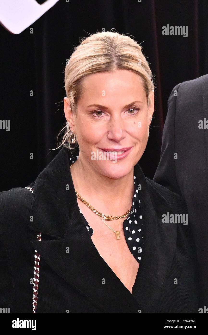 Anika Decker bei der öNosferatu - Der Untote Film Premiere am 2.12.2024 ...