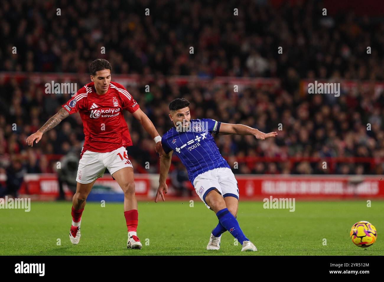 Nicolas dominguez nottingham forest hi-res stock photography and images ...
