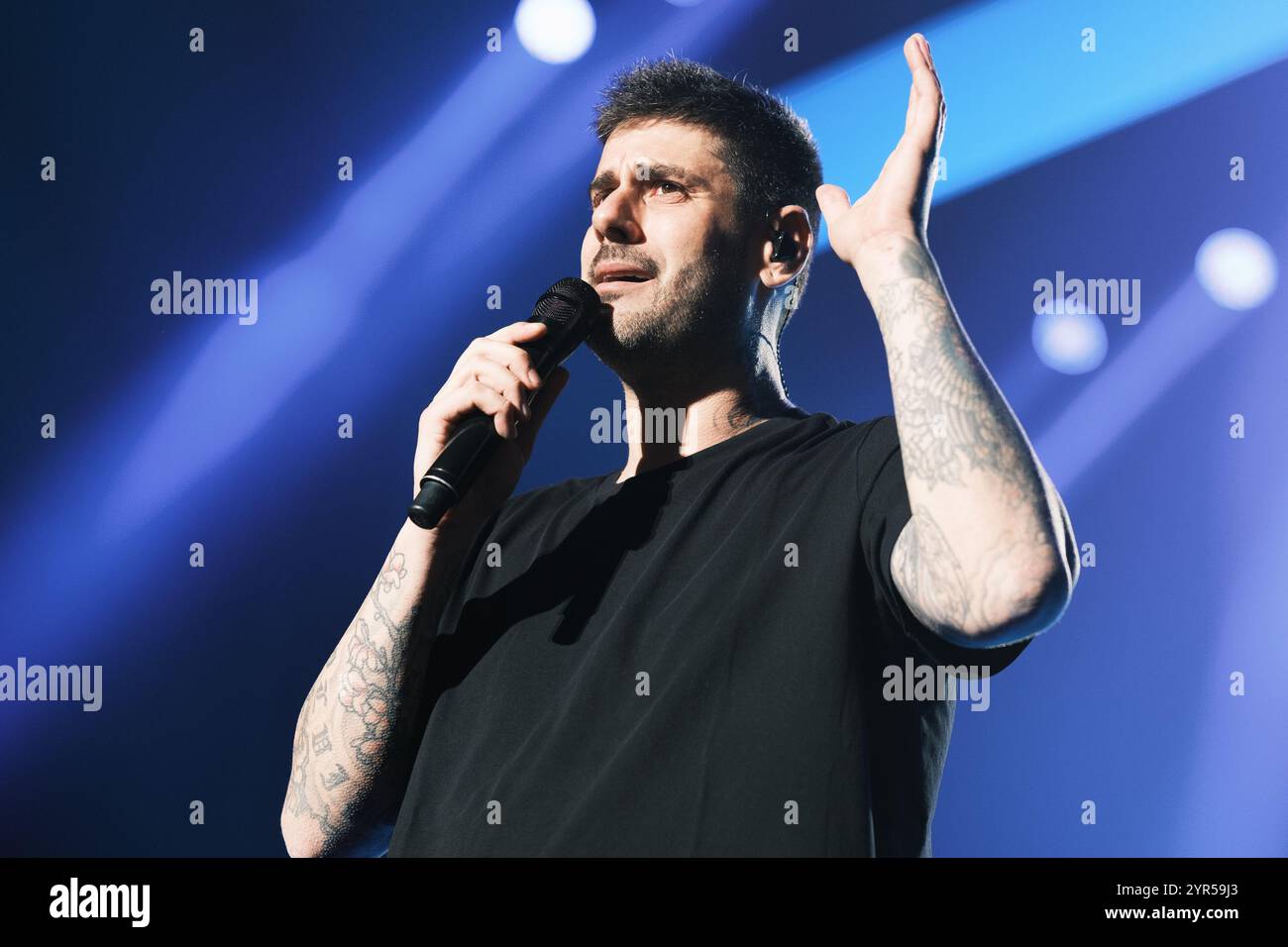 Spanish singer Ramón Melendi Espina, artistically known as Melendi ...