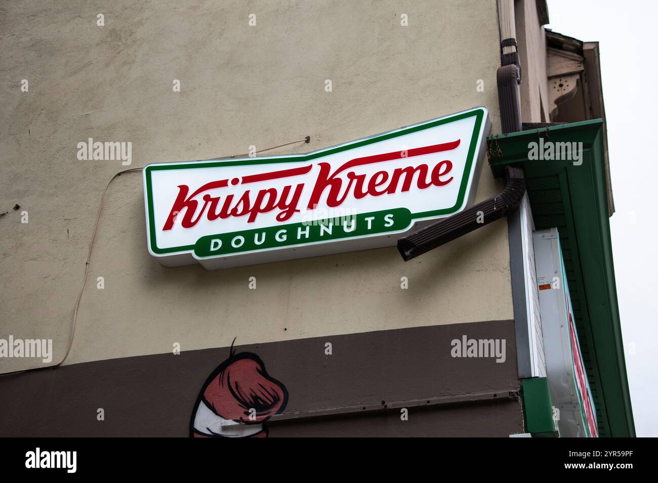 Krispy kreme doughnuts canada hi-res stock photography and images - Alamy