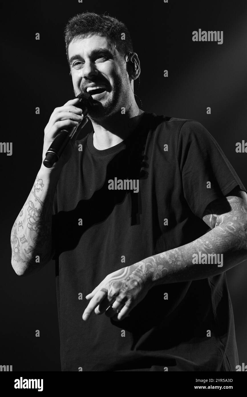 Spanish singer Ramón Melendi Espina, artistically known as Melendi ...