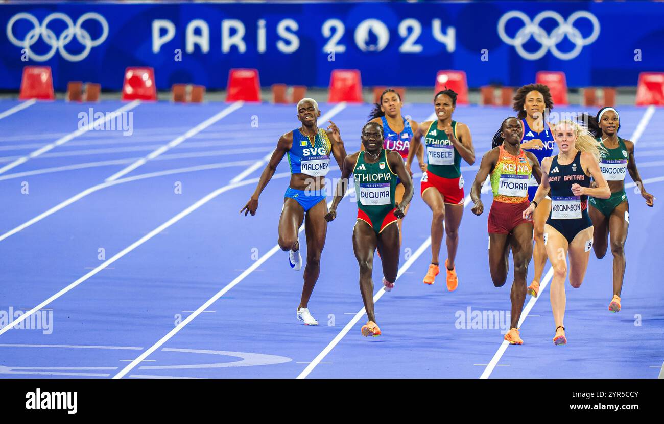 Keely Hodgkinson winning in the 800 meters at the Paris 2024 Olympic ...