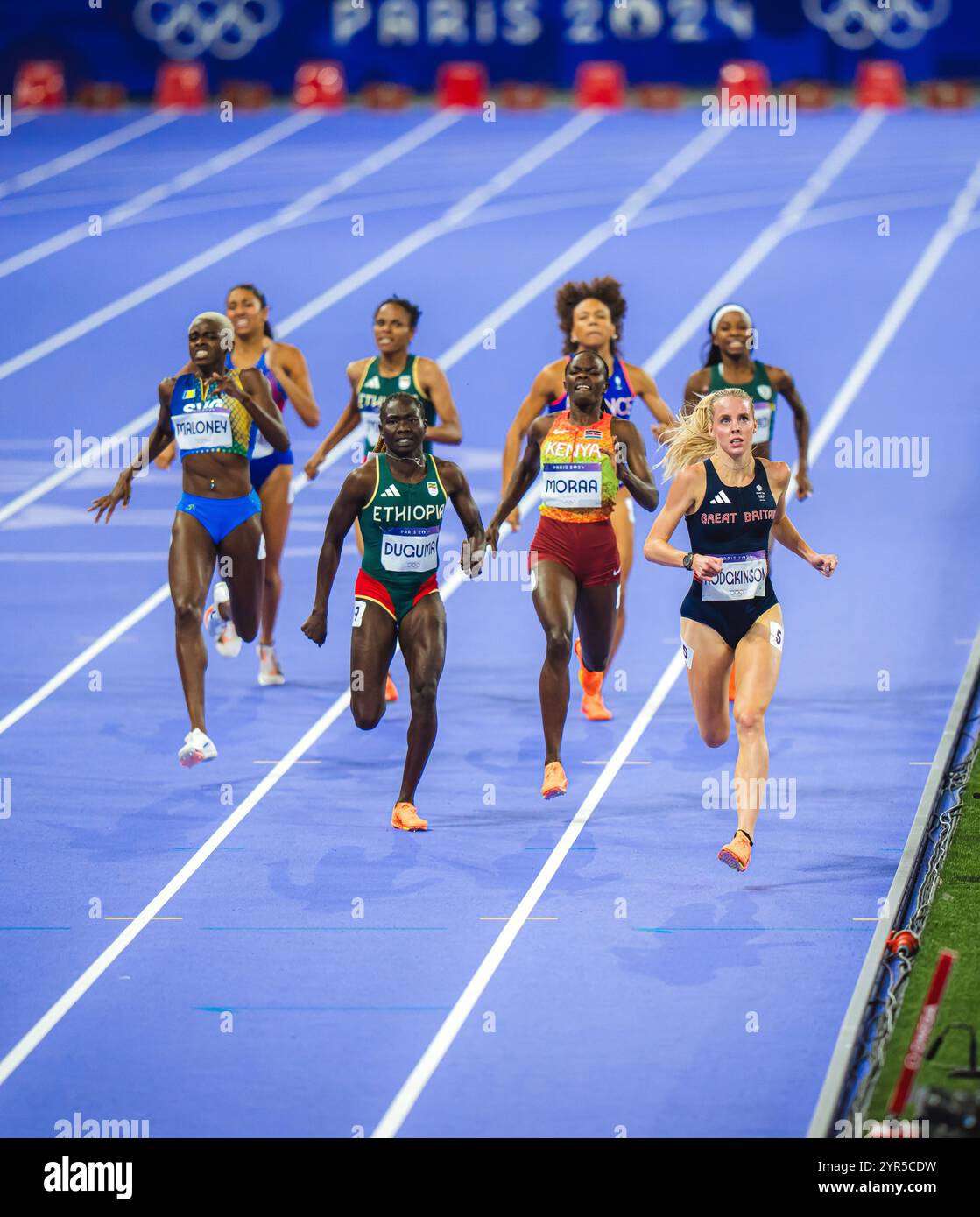 Keely Hodgkinson winning in the 800 meters at the Paris 2024 Olympic ...