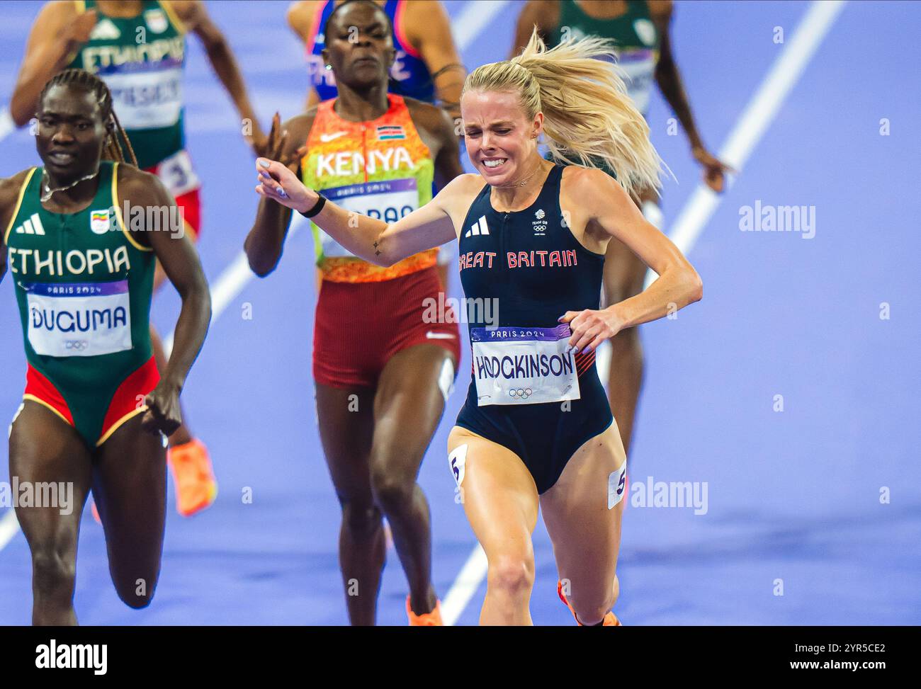 Keely Hodgkinson winning in the 800 meters at the Paris 2024 Olympic ...