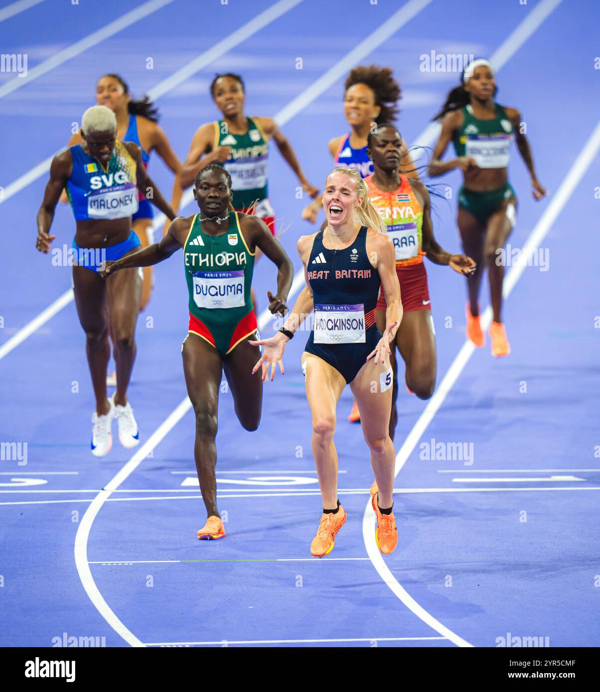 Keely Hodgkinson winning in the 800 meters at the Paris 2024 Olympic ...