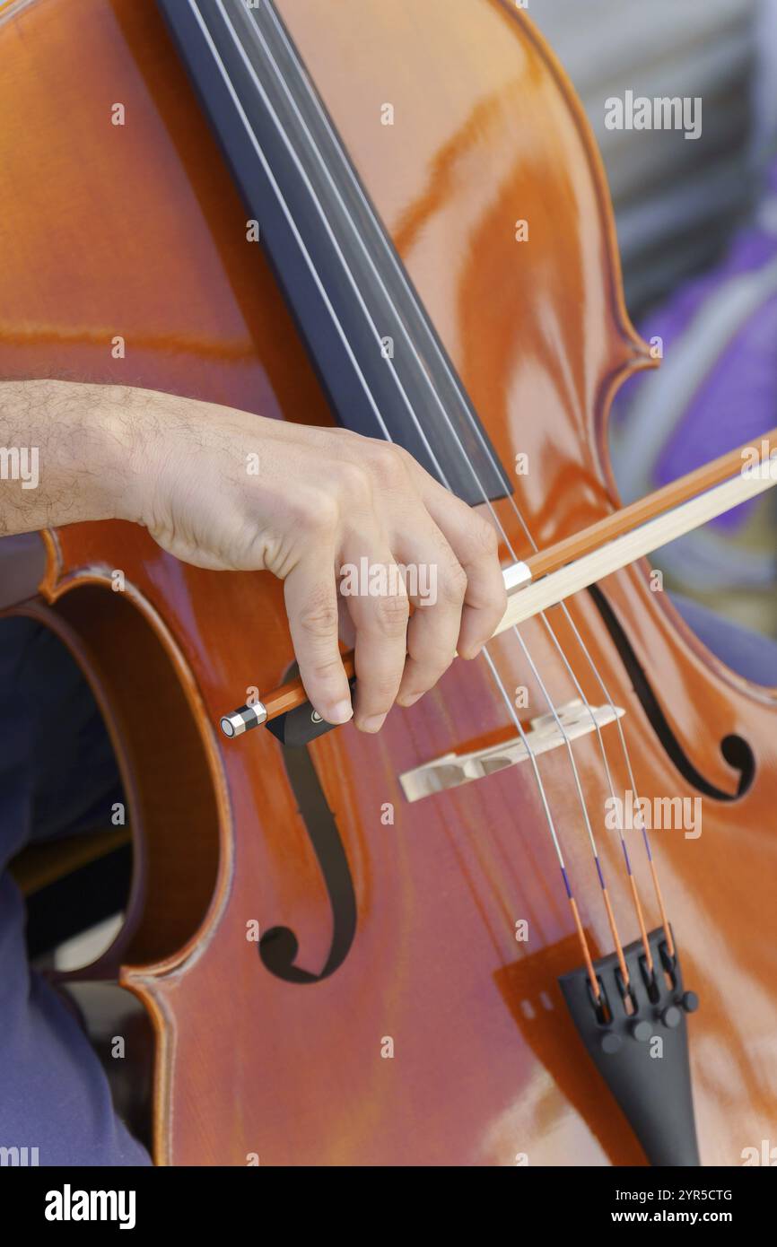 Closeup shot unrecognizable man hi-res stock photography and images - Alamy