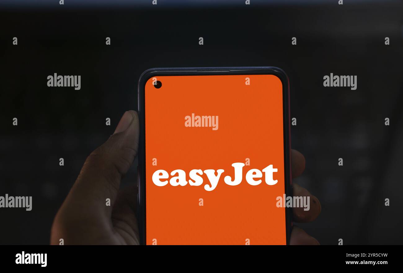 Easyjet plc hi-res stock photography and images - Alamy