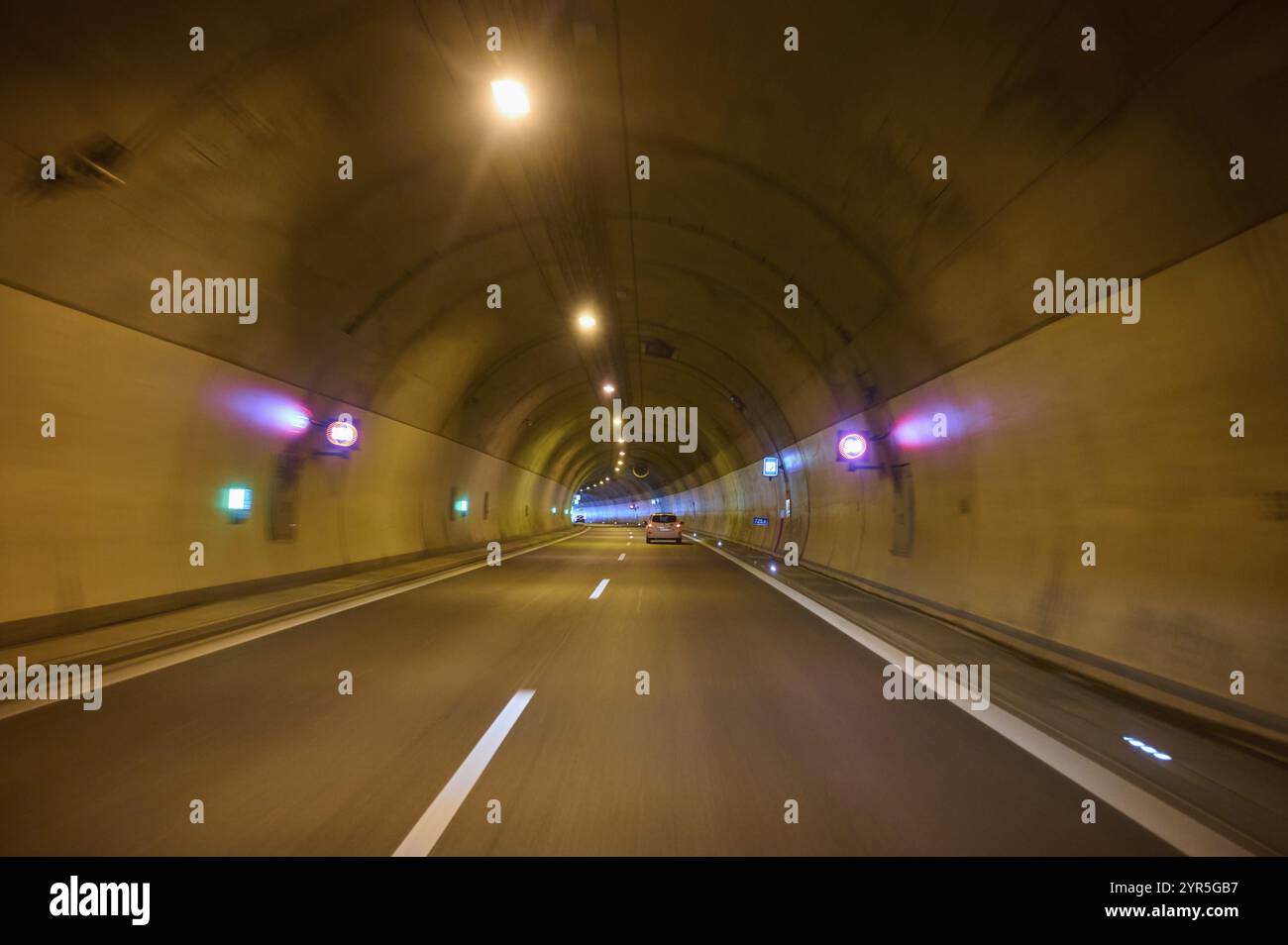 Road tunnel traffic signs hi-res stock photography and images - Alamy