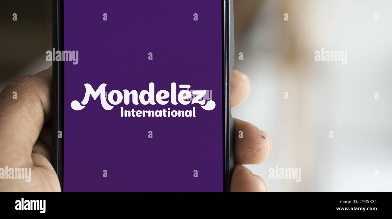 Mondelez international logo hi-res stock photography and images - Alamy