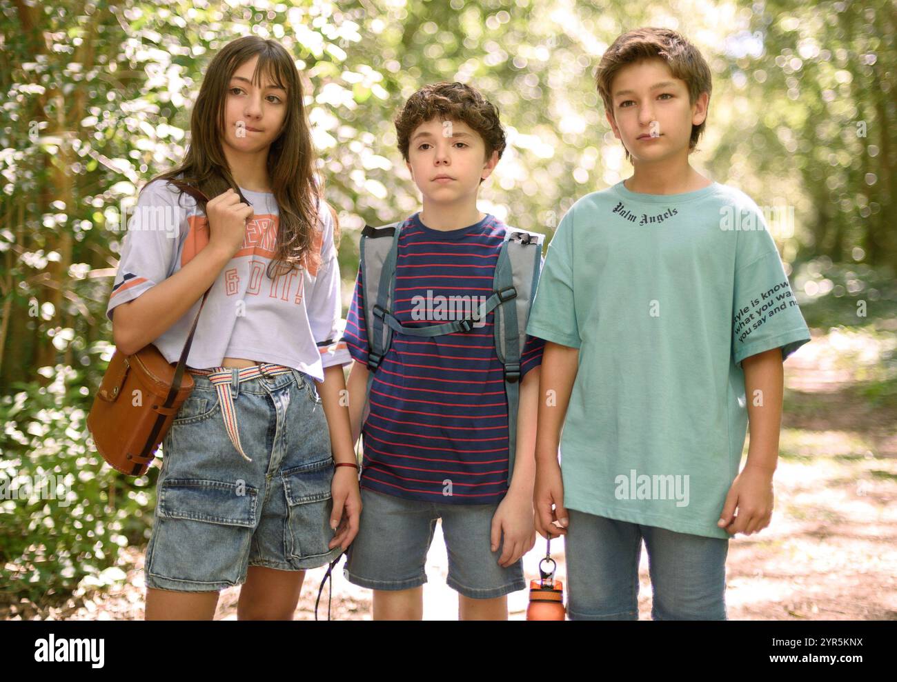 CAMP CRASHER, (aka CAMPAMENTO CON MAMA), from left: Jana Juarez, Manuel ...