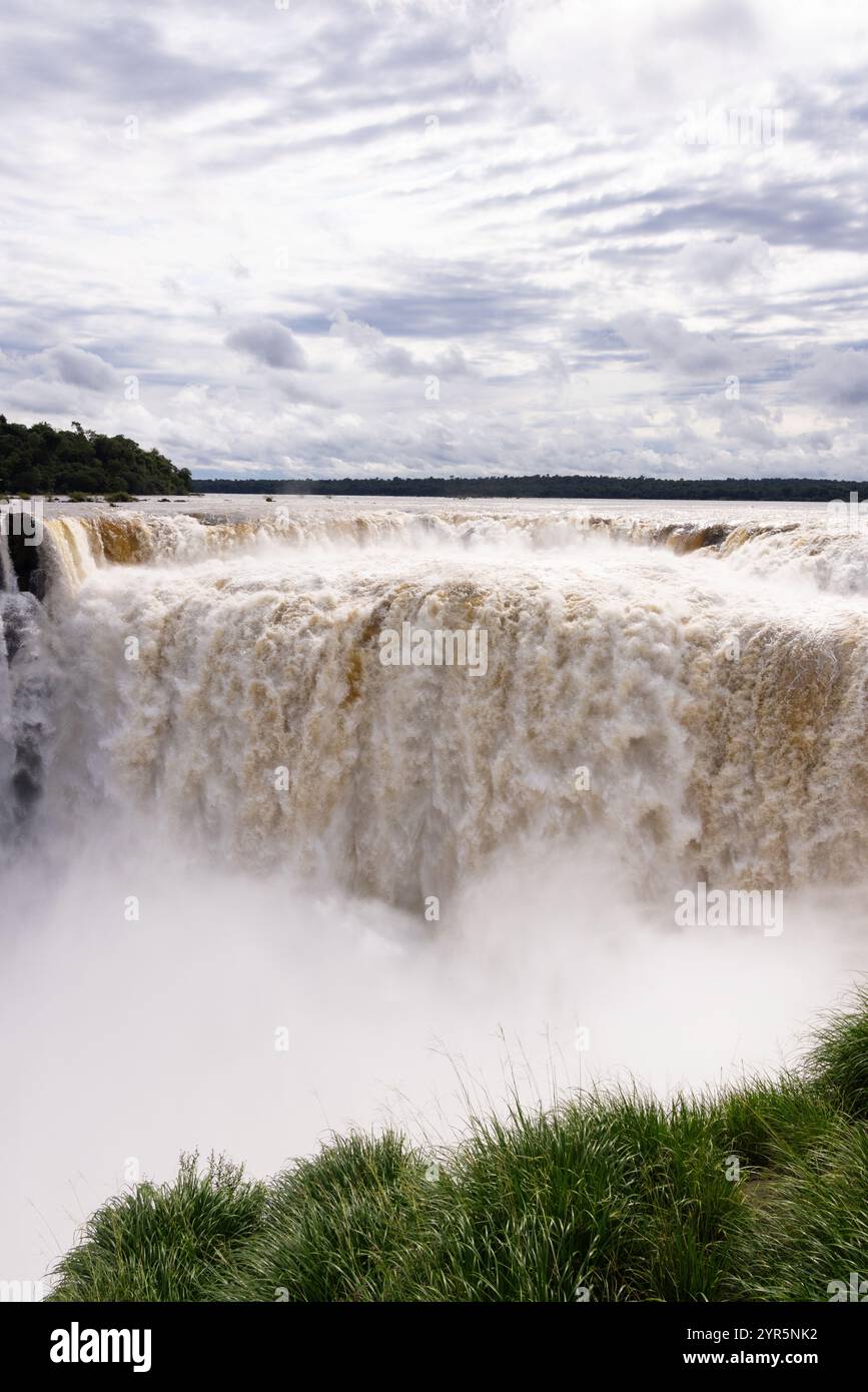 Devils Throat Iguazu Falls Argentina side; highest point of the falls ...