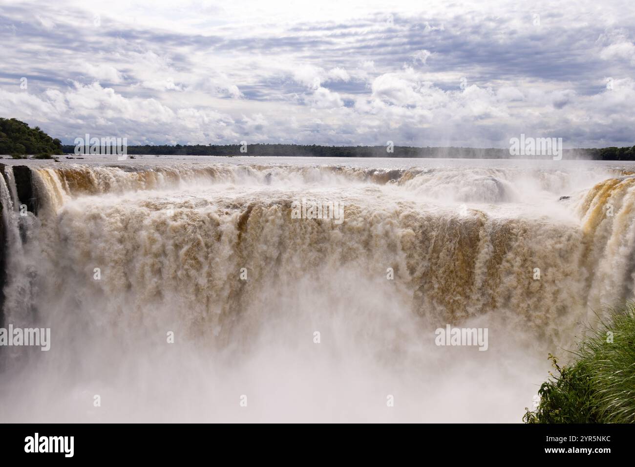 Devils Throat Iguazu Falls Argentina side; highest point of the falls ...