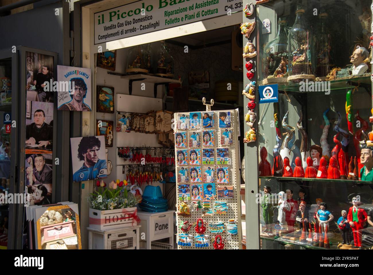 old houses and narrow alleys in old city centre of Nap[les, Italy Stock ...