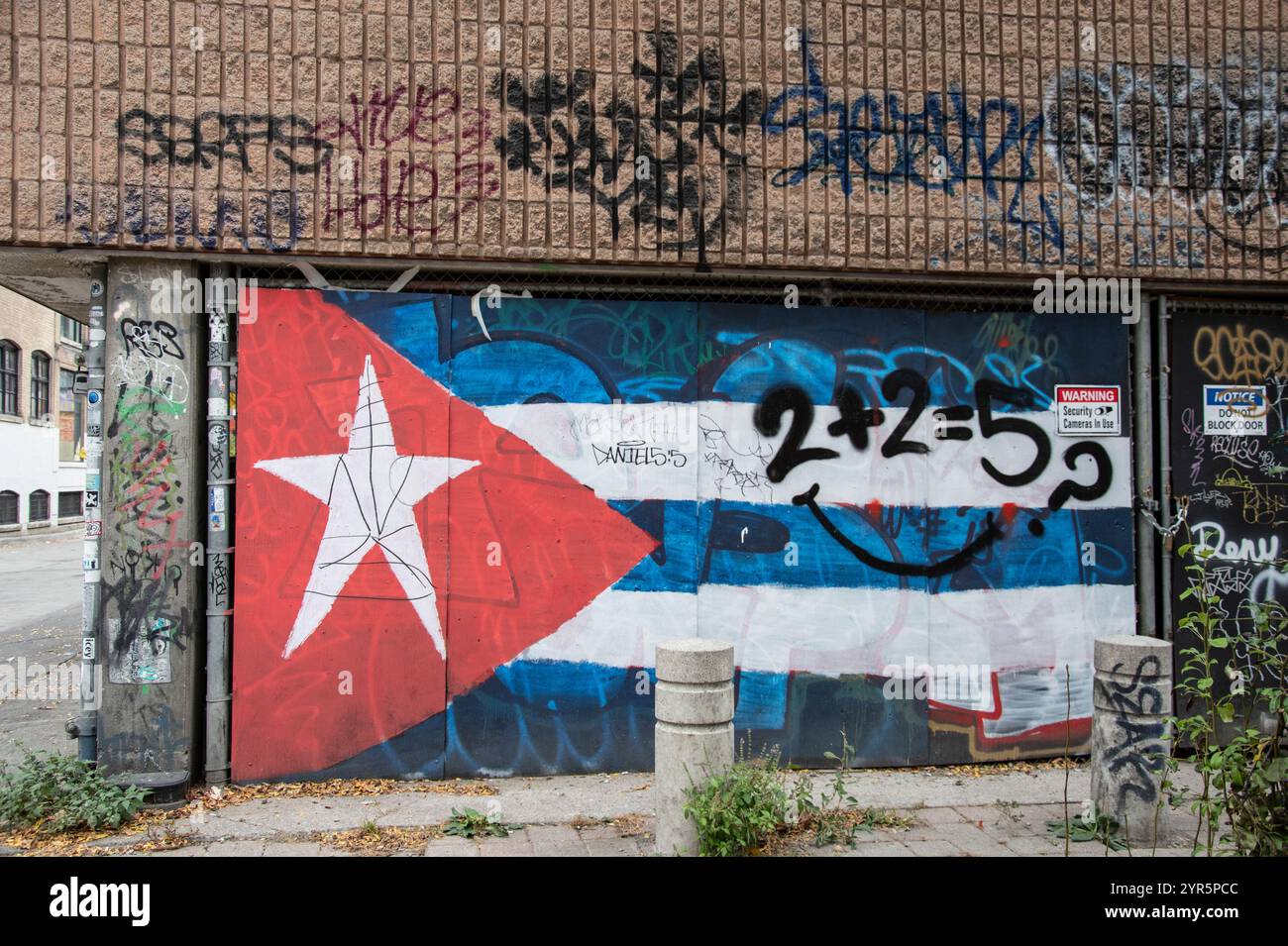 Cuban flag mural on Renfrew Place in downtown Toronto, Ontario, Canada ...